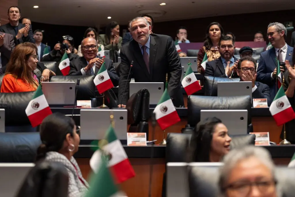 Senado mexicano reanuda sesión para debatir la reforma del Poder Judicial - teleSUR