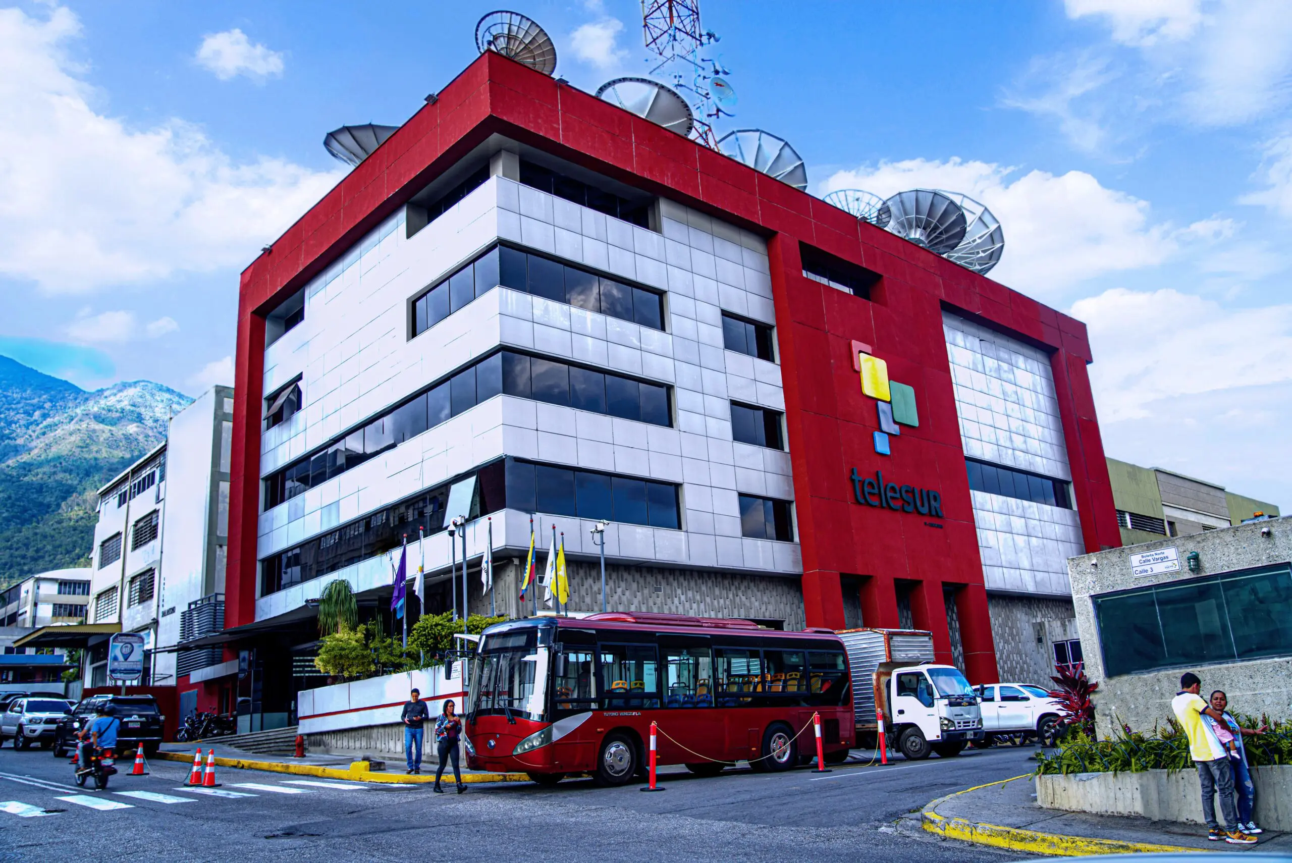 Sobre Nosotros - teleSUR