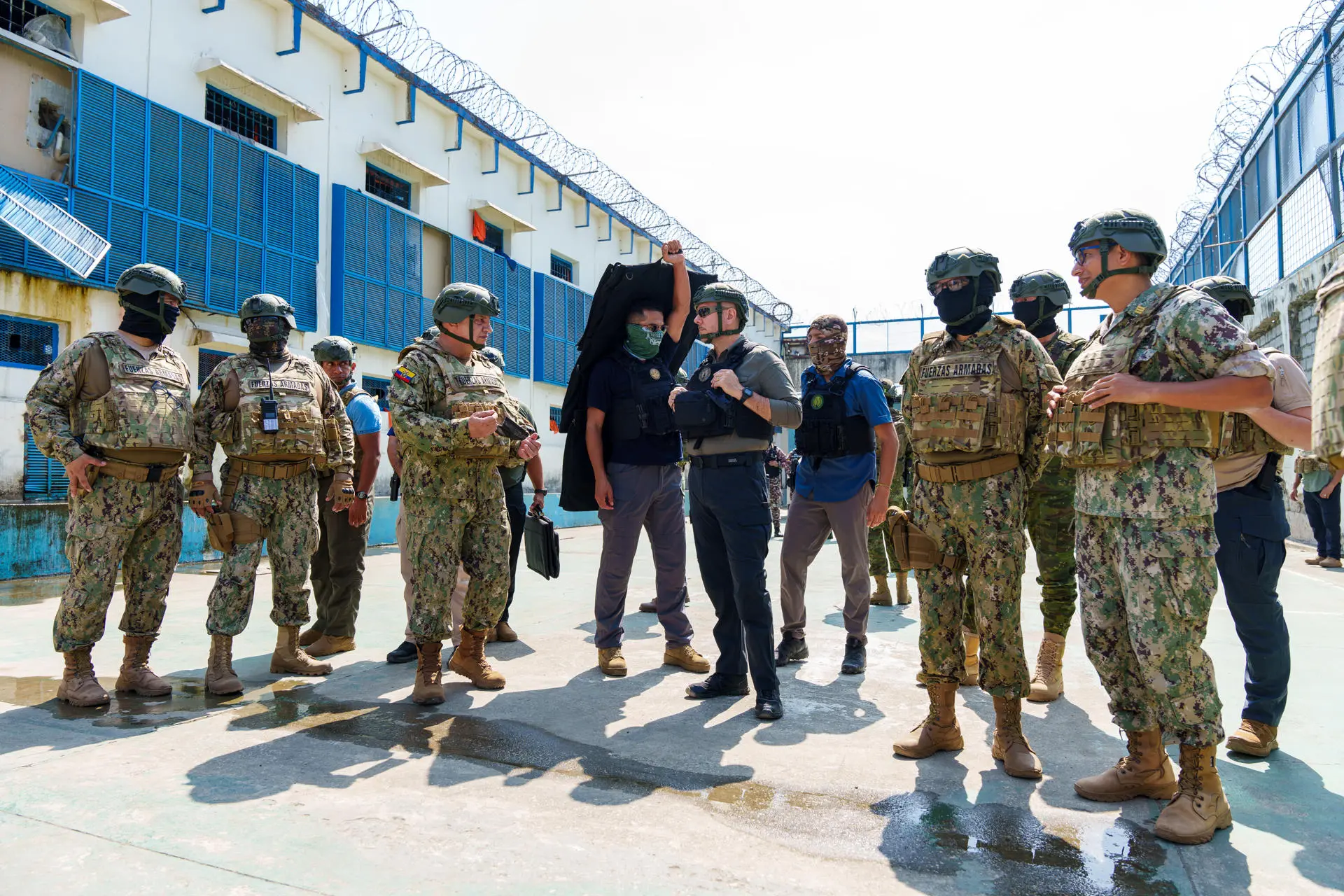 Ecuador: masacre en cárcel de Machala deja 14 fallecidos - teleSUR