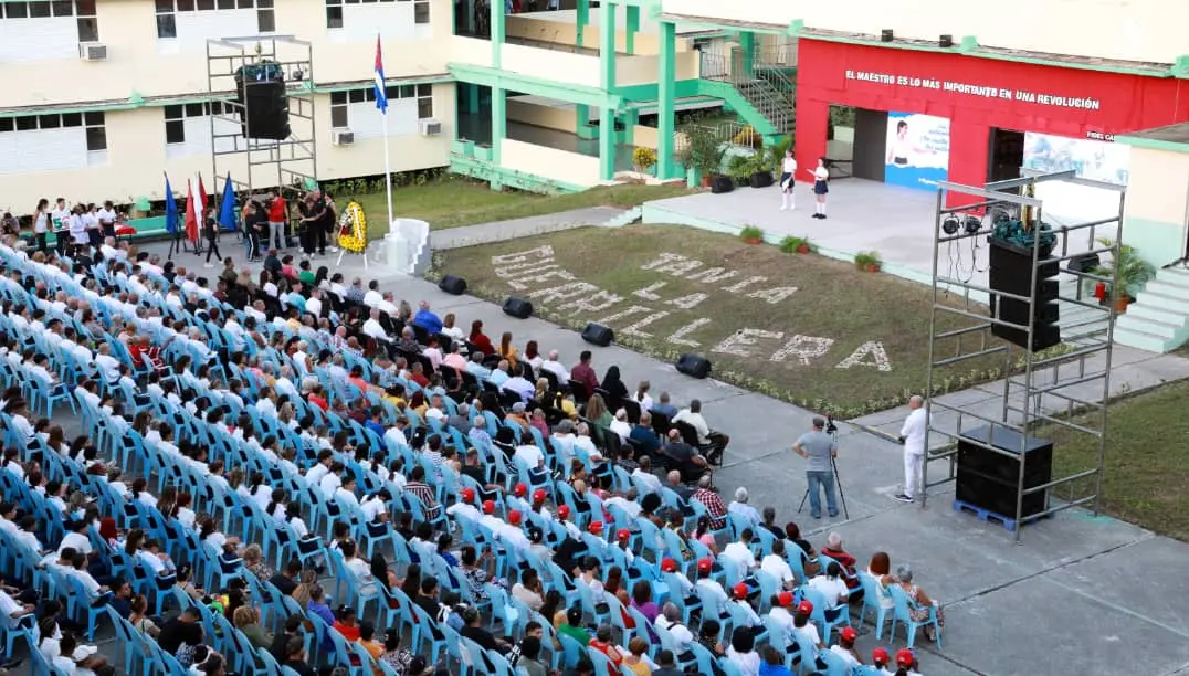 Comienza nuevo curso escolar en Cuba - teleSUR
