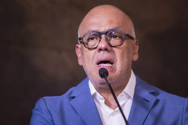 Gobierno de Venezuela impulsa excarcelaciones para consolidar la paz ...